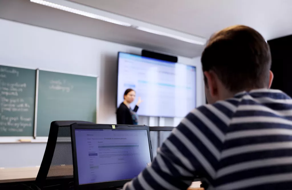 Best Study Abroad Consultants for Indian Students Planning to Study in ...